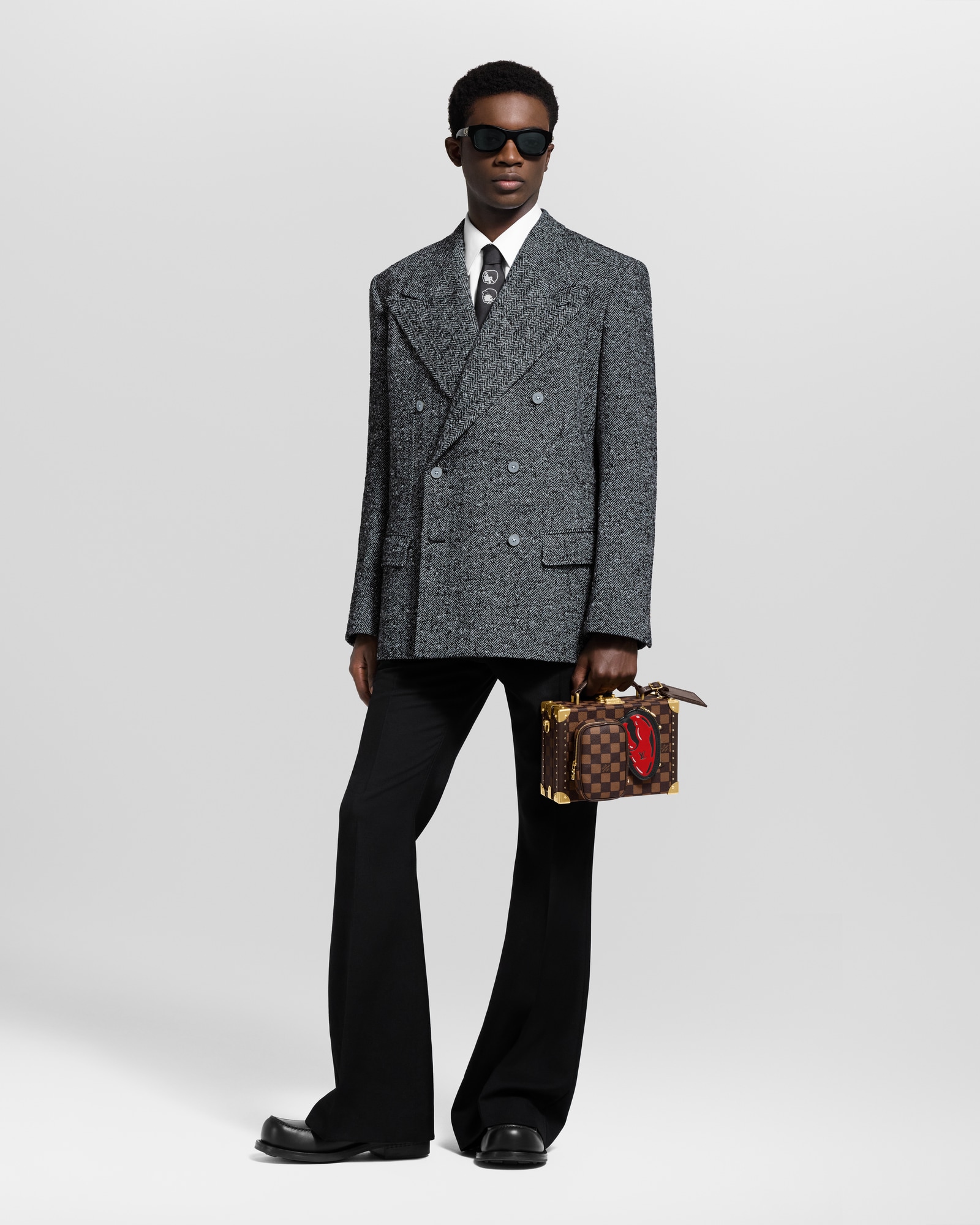 LV Frog Round Square Sunglasses S00 - Men - Accessories | LOUIS VUITTON